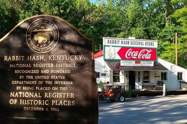 16 Funny U.S. Town Names That Will Make You Smile – BuzzNext